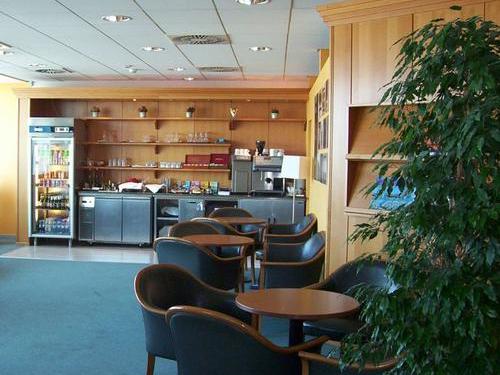 MILLENNIUM LOUNGE BUD Airport Lounges Budapest Liszt Ferenc Intl ...