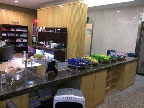 First Class Lounge WNZ Airport Lounges Terminal 2 Wenzhou Longwan Intl ...